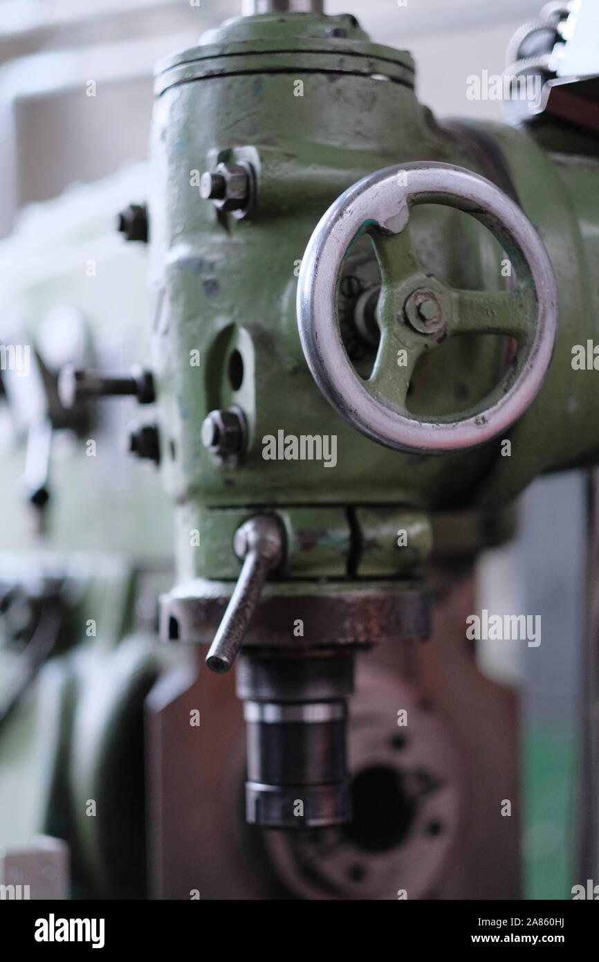 Metal wheel for controlling the height of the tool feed on a ...