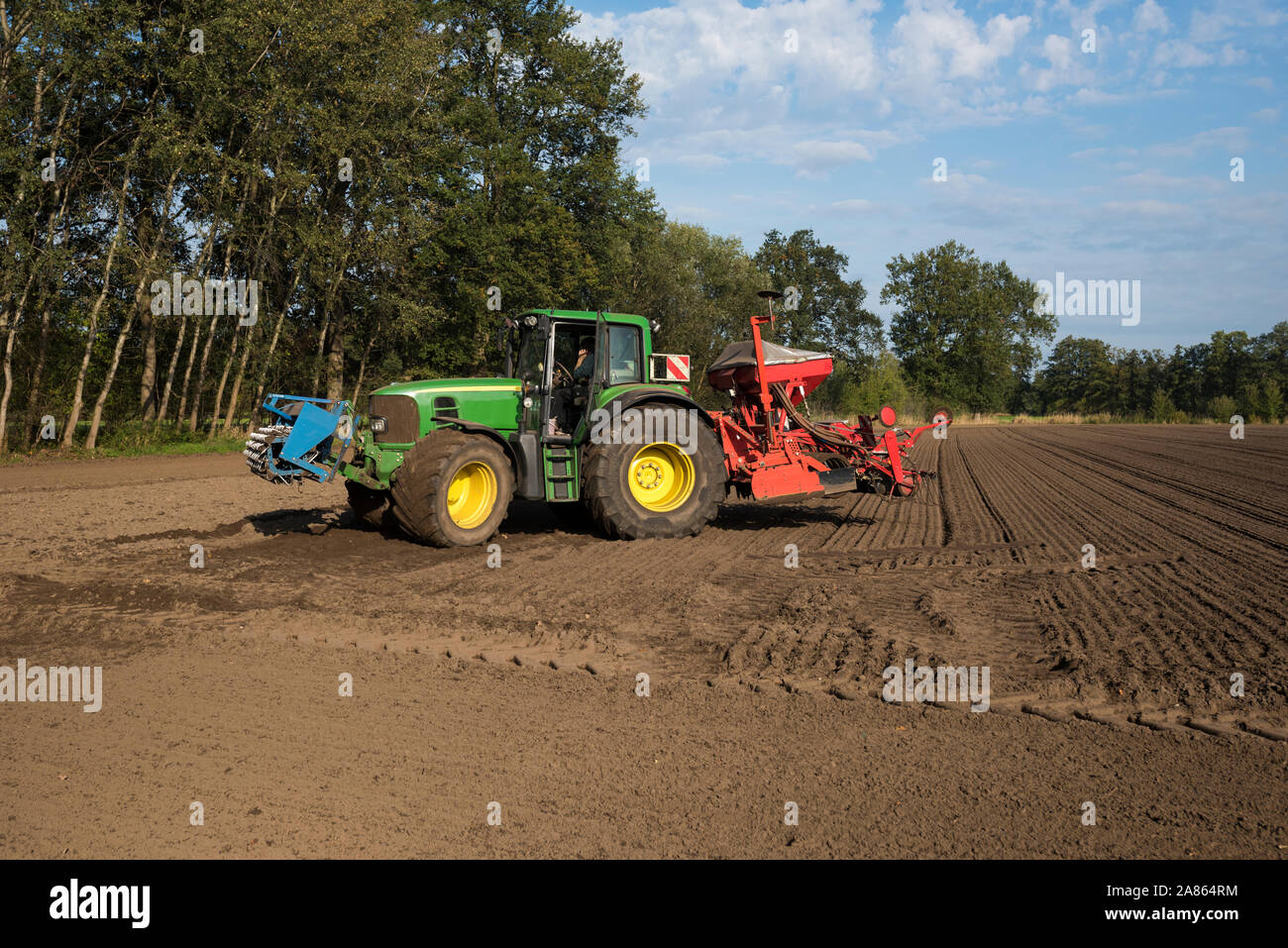 Rough cloddy soils hi-res stock photography and images - Alamy