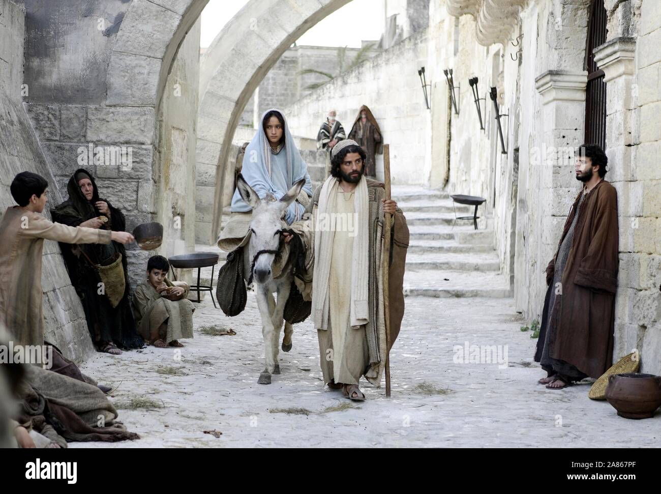 Oscar Isaac Keisha Castle Hughes Nativity High Resolution Stock ...