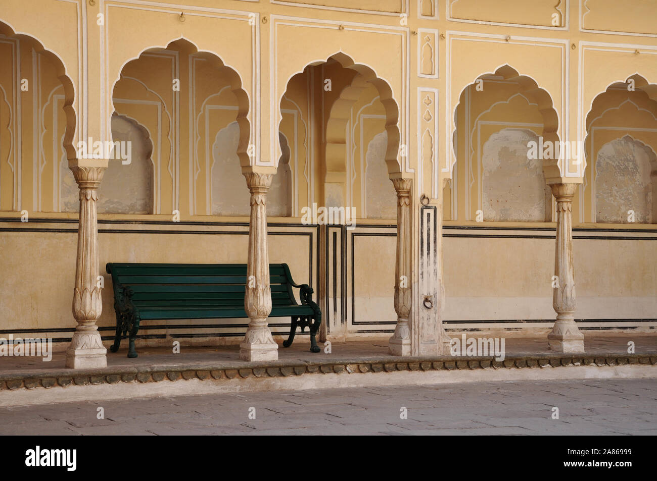 Hawa Mahal, the Palace of Winds, a palace complex of the Maharaja of ...