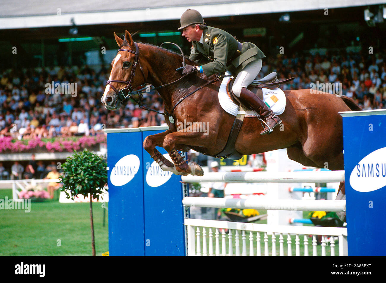 John ledingham hi-res stock photography and images - Alamy