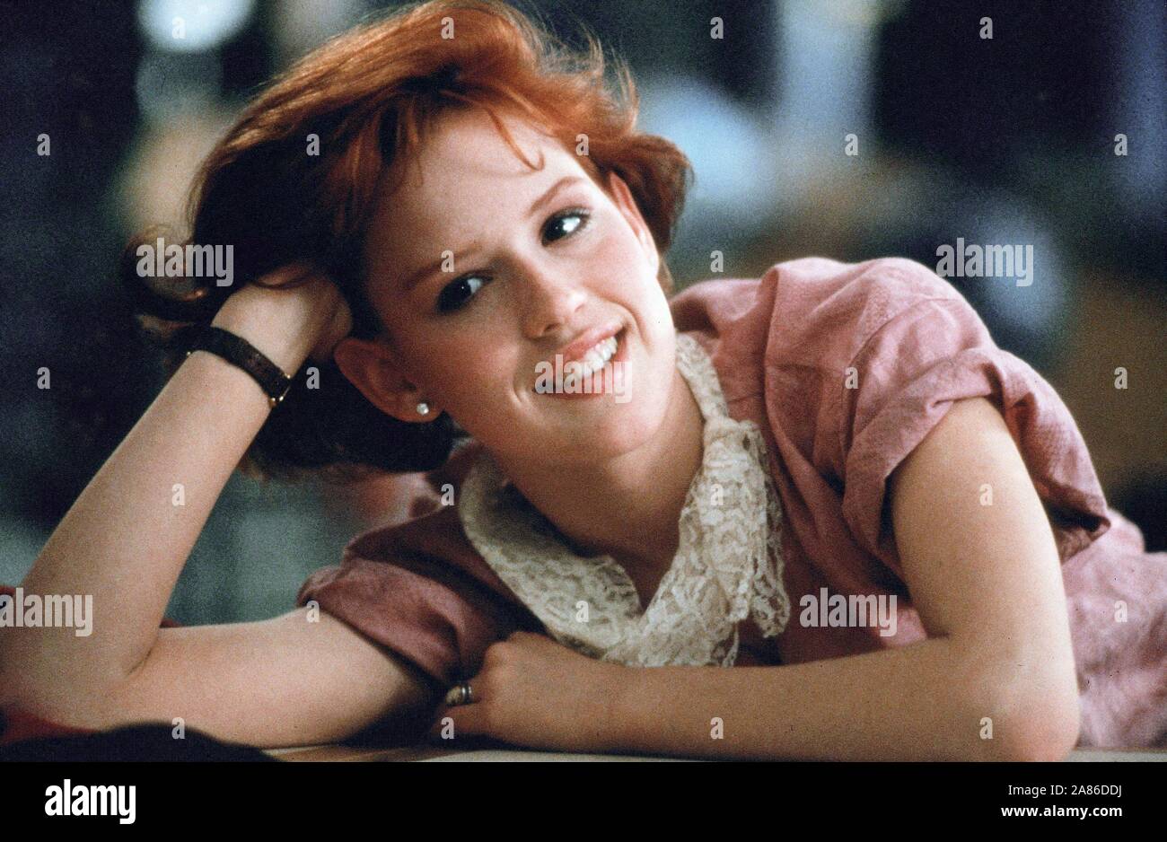 Molly ringwald hi-res stock photography and images - Alamy