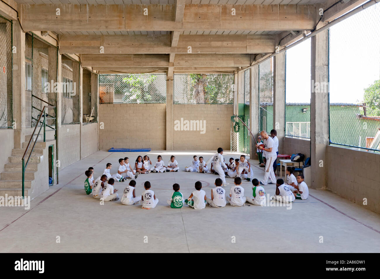 Capoeira kids brazil hi-res stock photography and images - Alamy