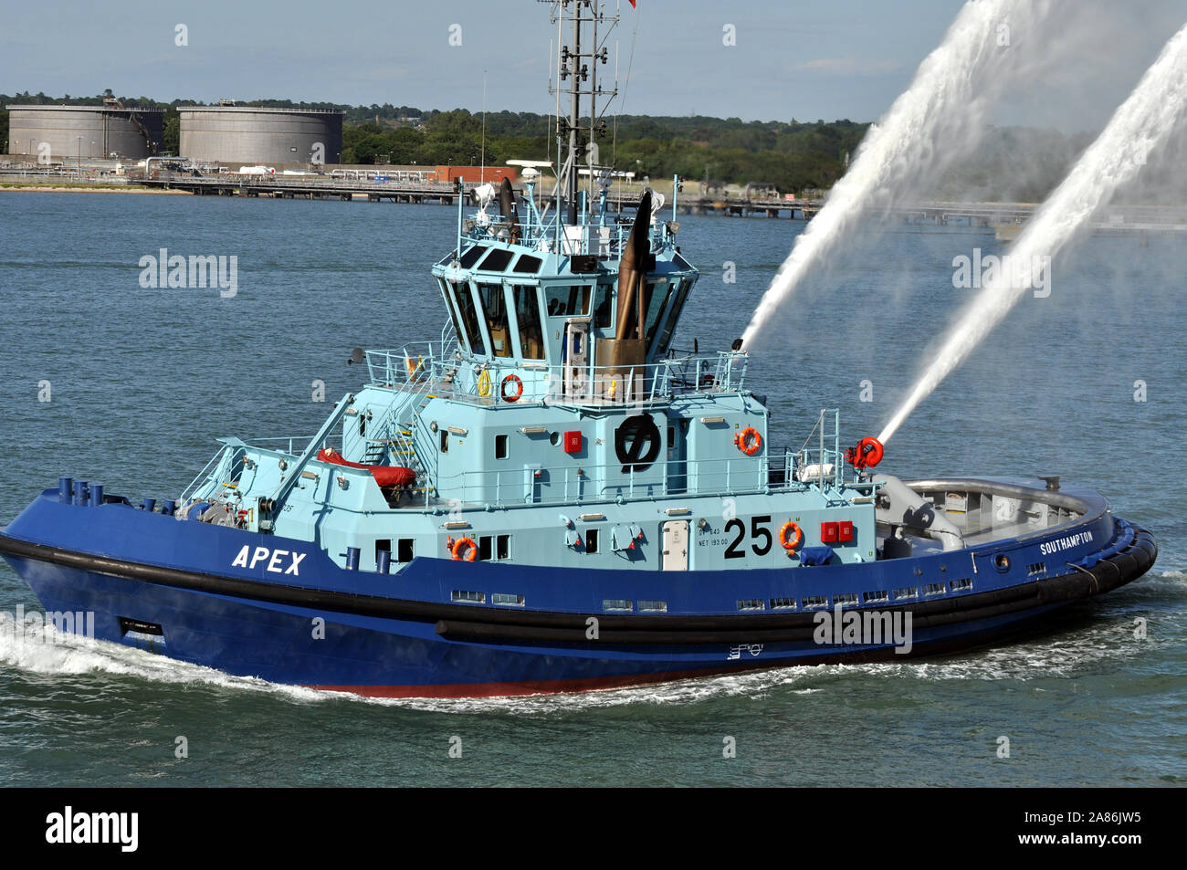 Southampton Fire boats putting on impressive display as a cruise ship ...