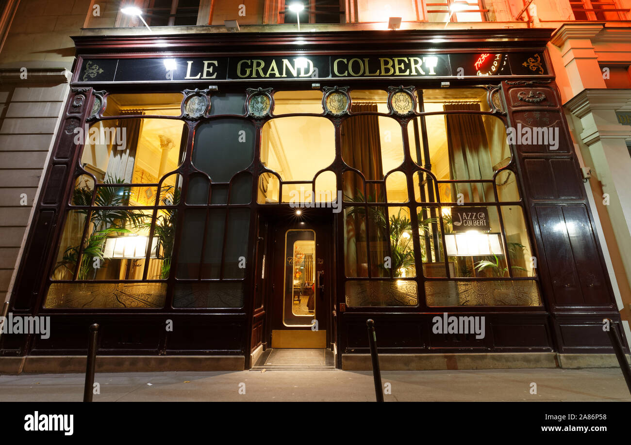 Cafe colbert hi-res stock photography and images - Alamy
