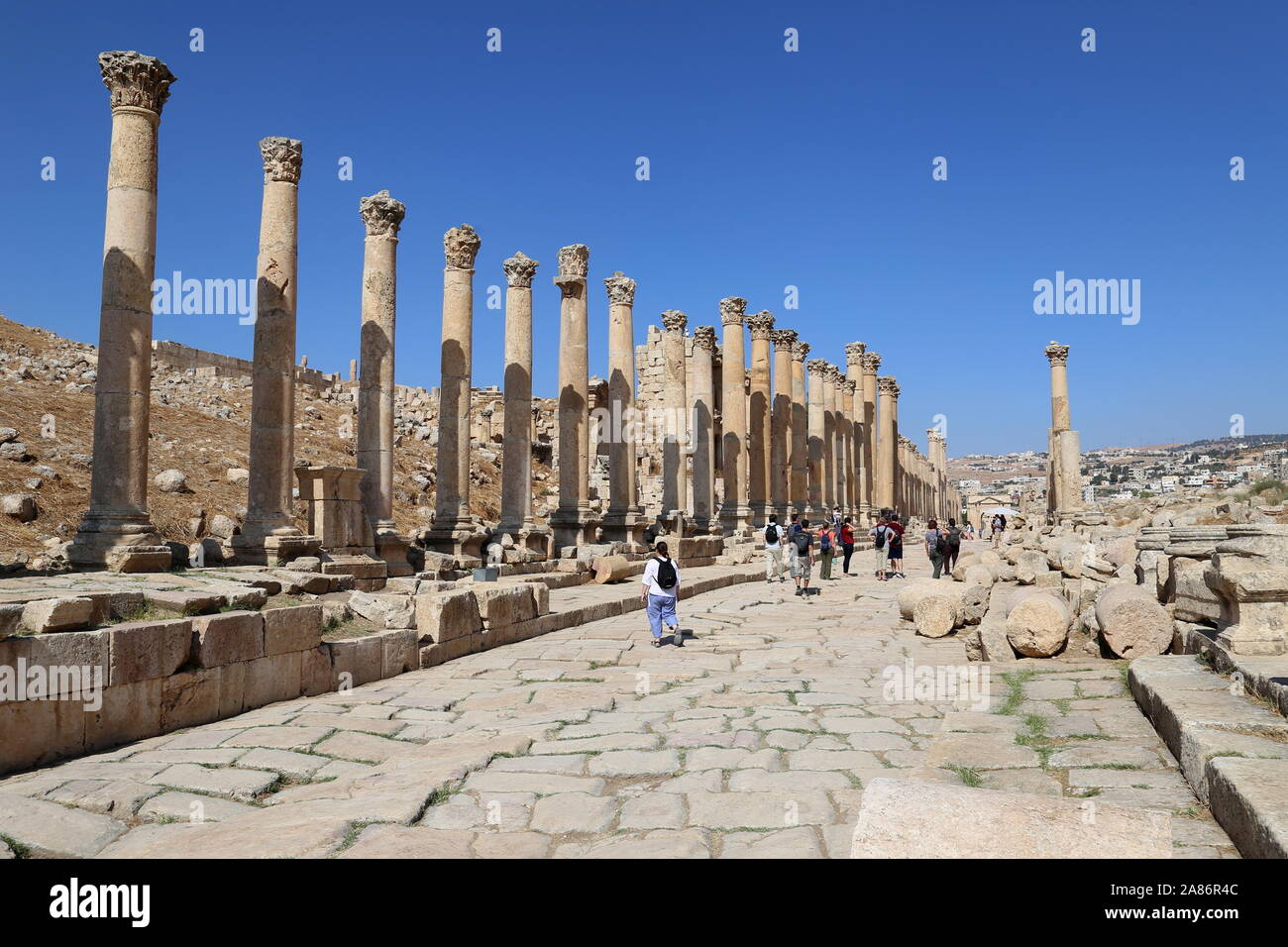 Cardo of jerash hi-res stock photography and images - Alamy
