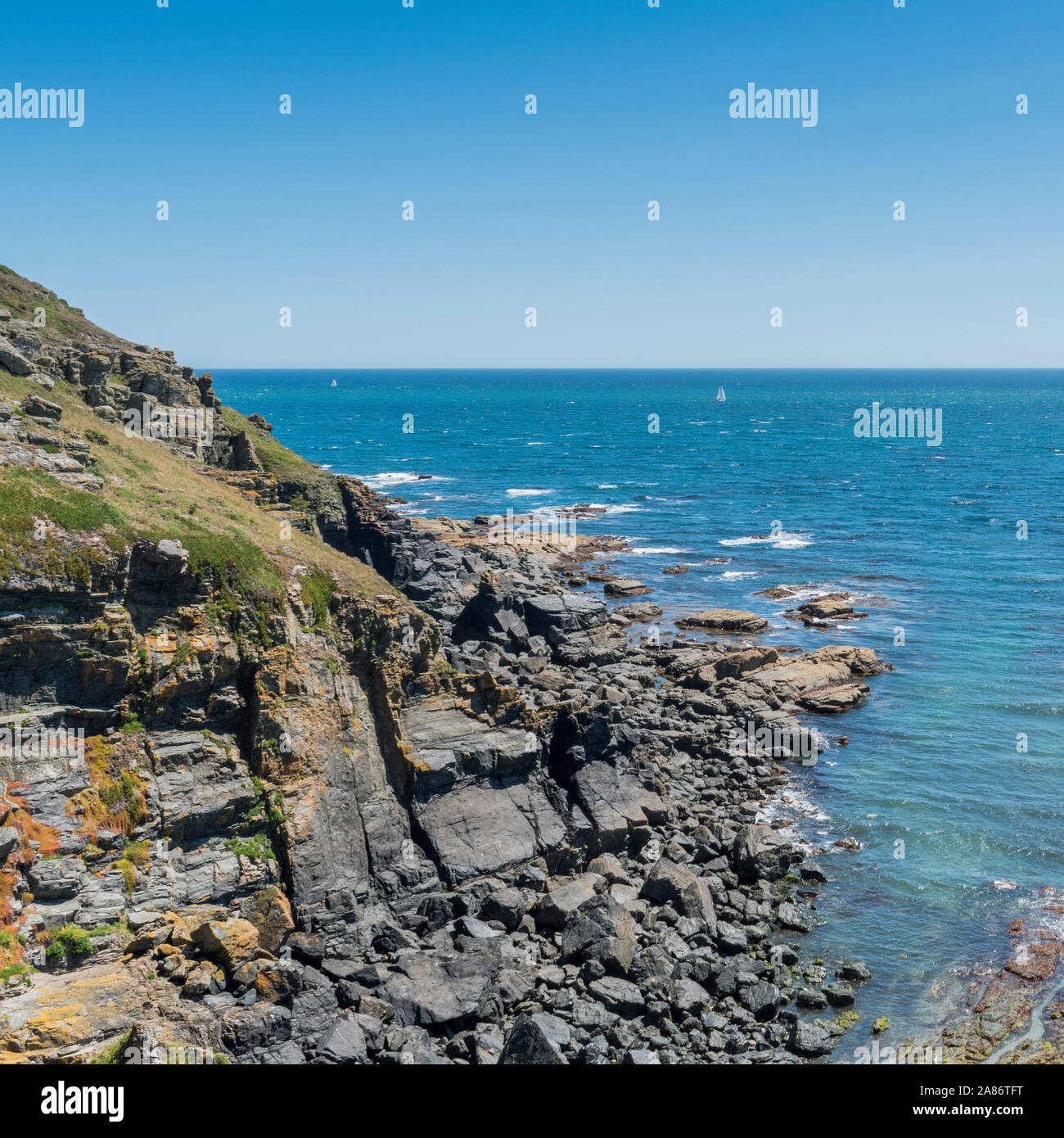 Coast path walking on the Lizard, Cornwall, England's most southerly ...