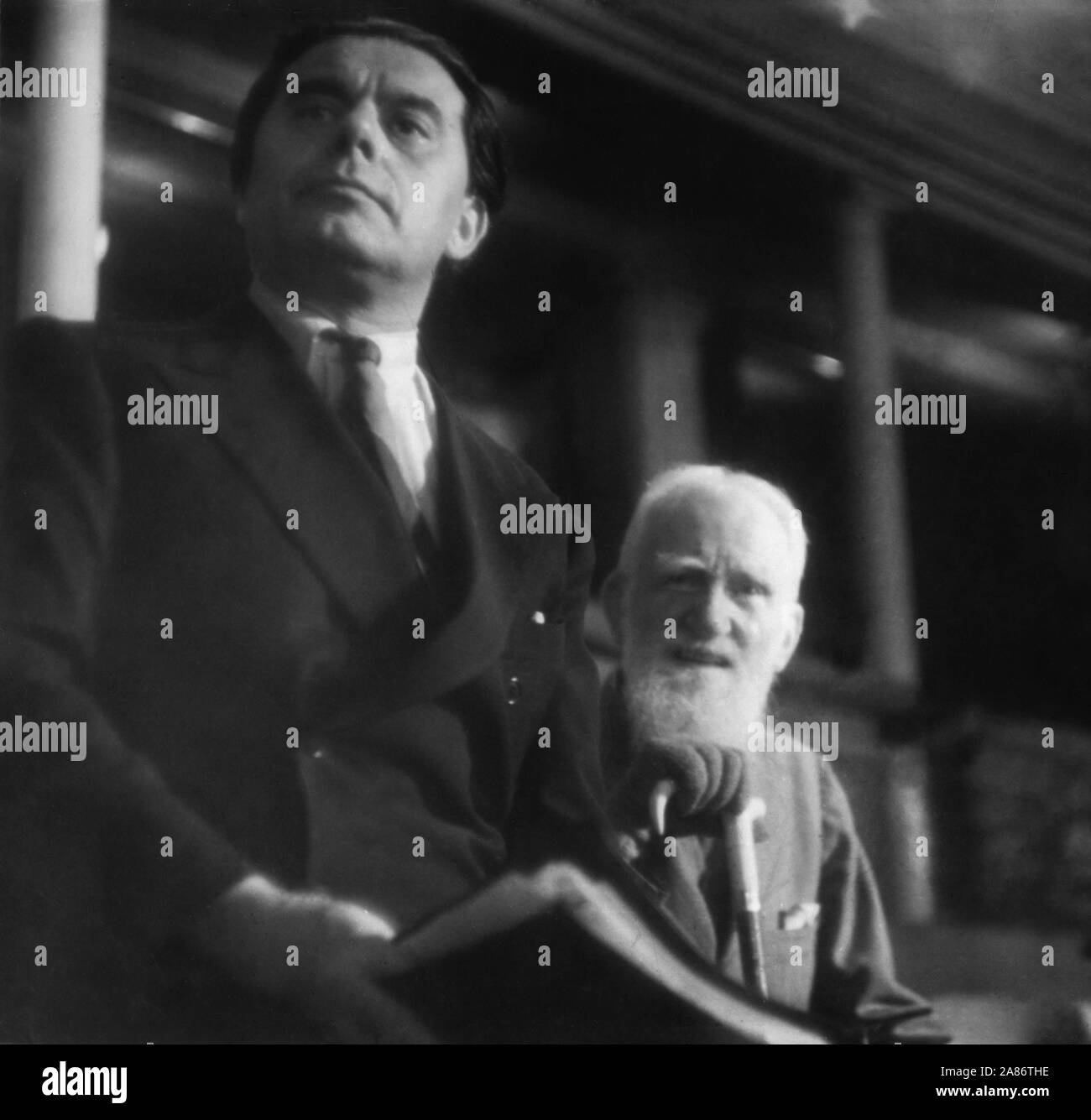 GEORGE BERNARD SHAW and producer / director GABRIEL PASCAL on set ...
