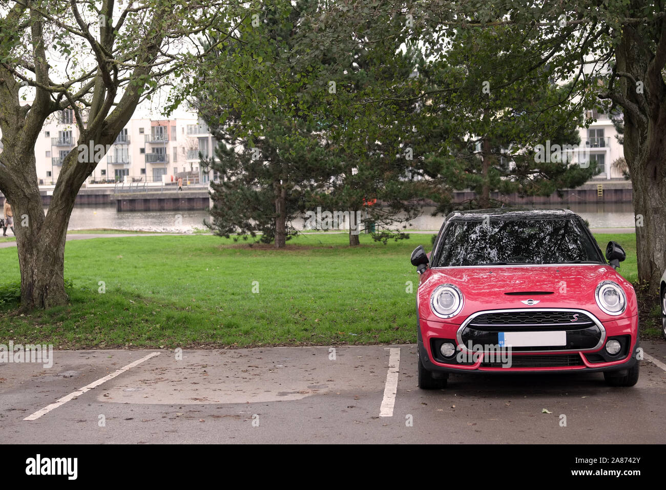 Bmw mini cooper s hi-res stock photography and images - Alamy