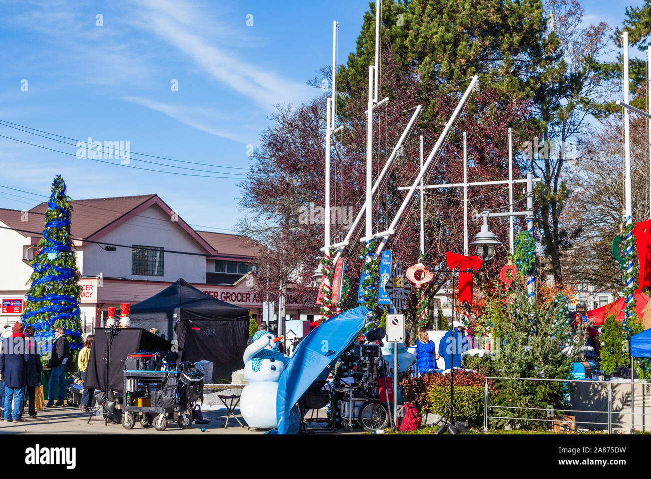 Filming movie set location hi-res stock photography and images - Alamy