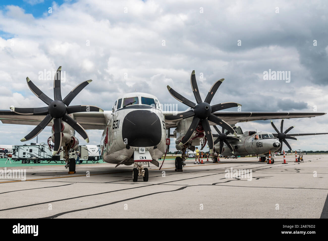 Grumman c 2 greyhound cargo aircraft hi-res stock photography and ...