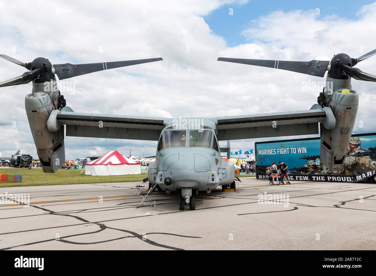 A United States Marine Corps MV-22 Osprey at the 2018 Vectren Dayton ...