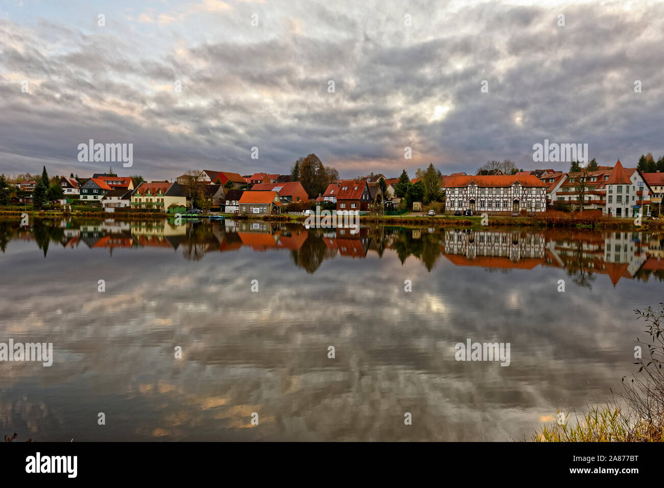Schloss nass hi-res stock photography and images - Alamy