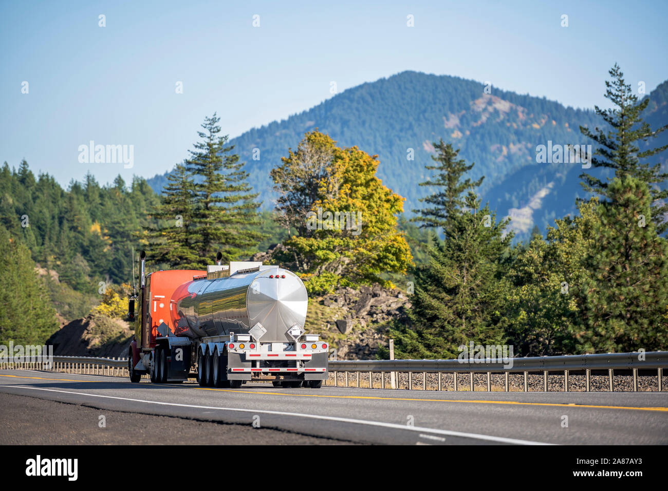 Liquid cargo hi-res stock photography and images - Alamy