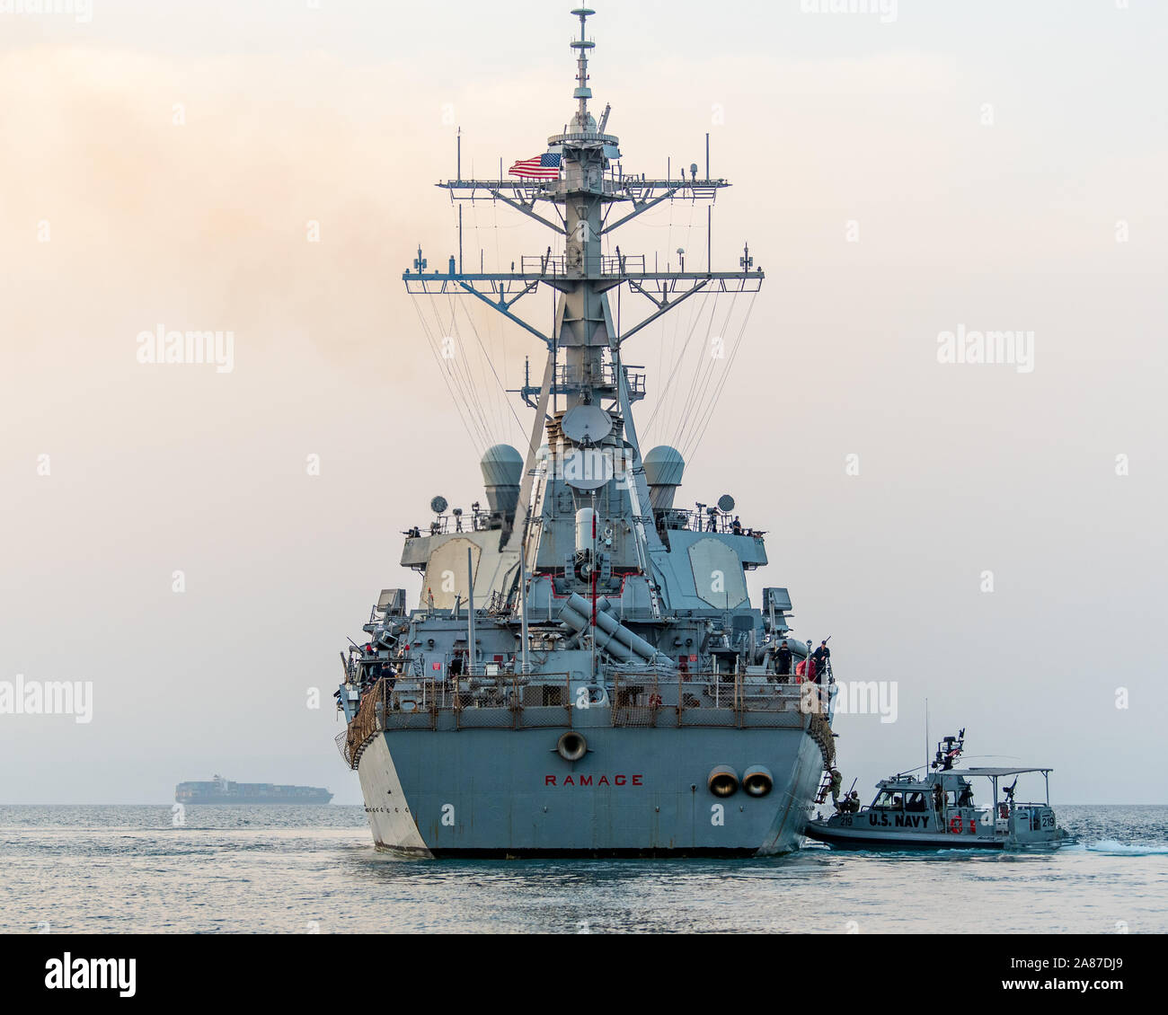 U s navy released uss ramage ddg 61 hi-res stock photography and images ...