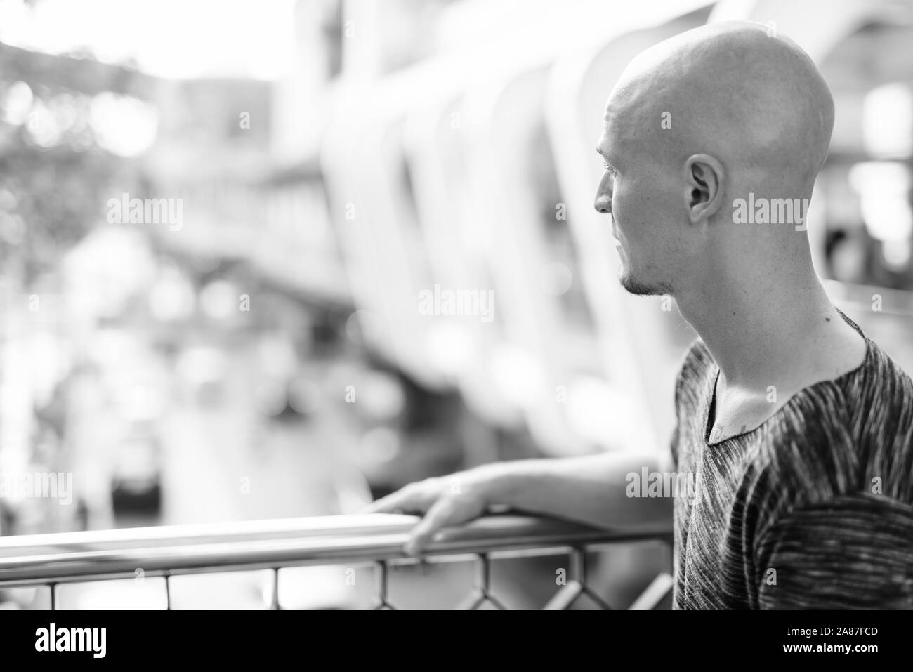 Back view man head bald hi-res stock photography and images - Alamy