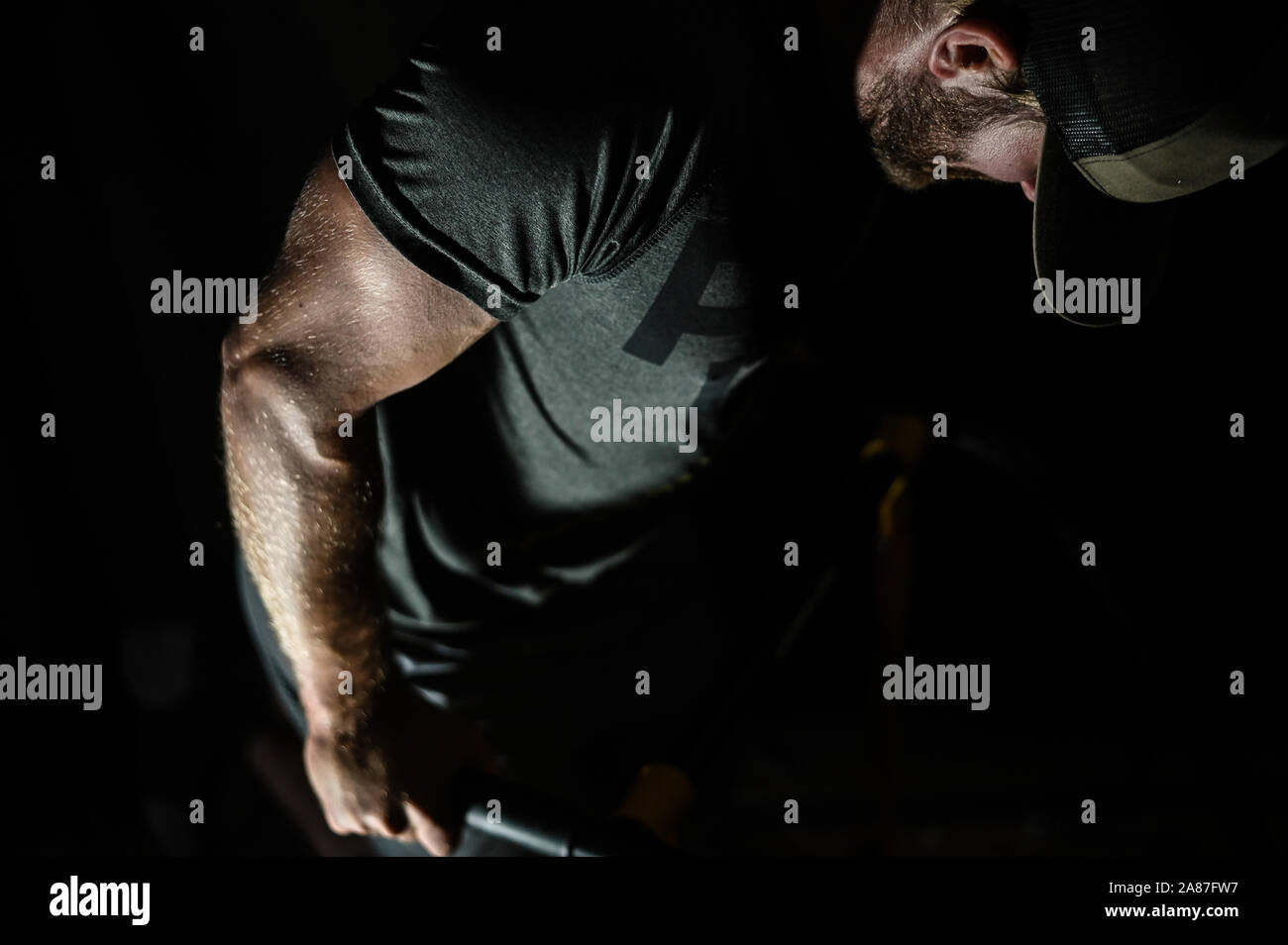 Musclemen hi-res stock photography and images - Alamy