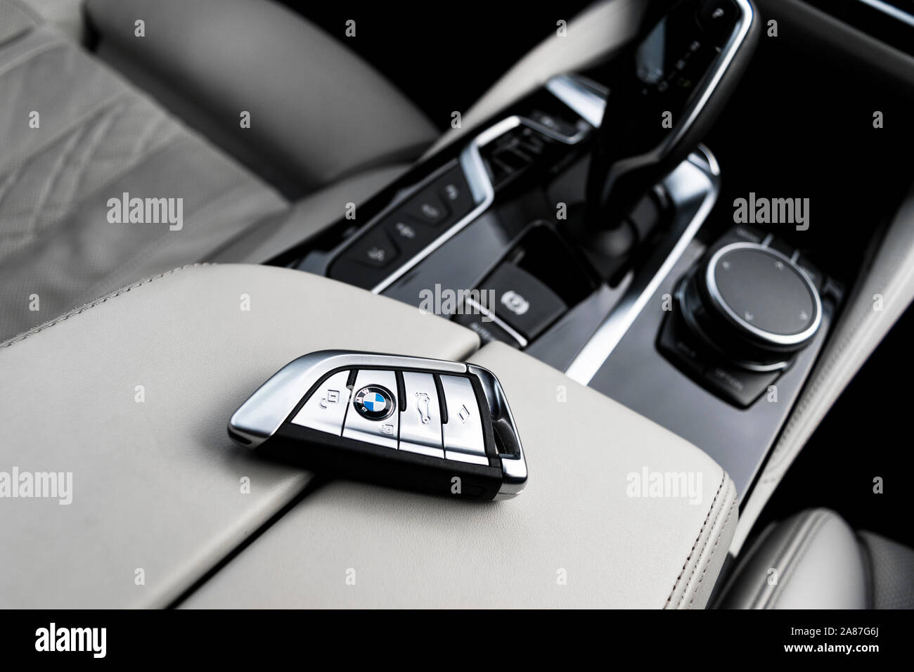 Bmw car keys hi-res stock photography and images - Alamy