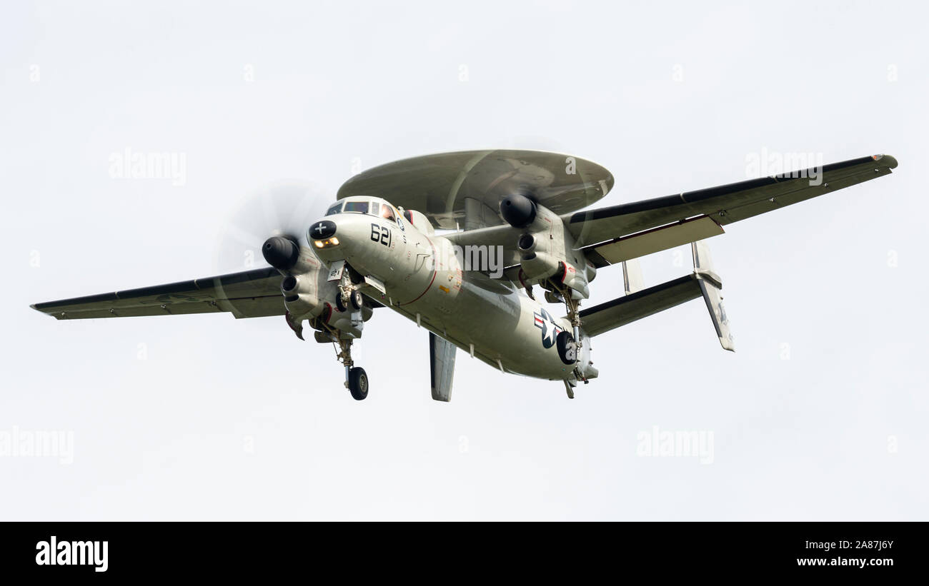 Grumman e2 hawkeye hi-res stock photography and images - Alamy