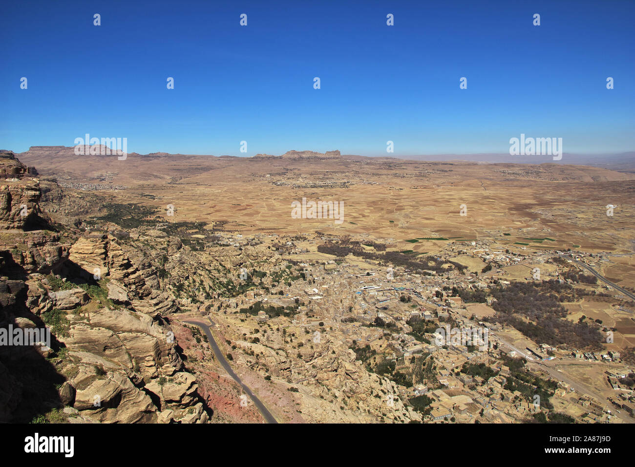 Kawkaban village in mountains, Yemen Stock Photo - Alamy