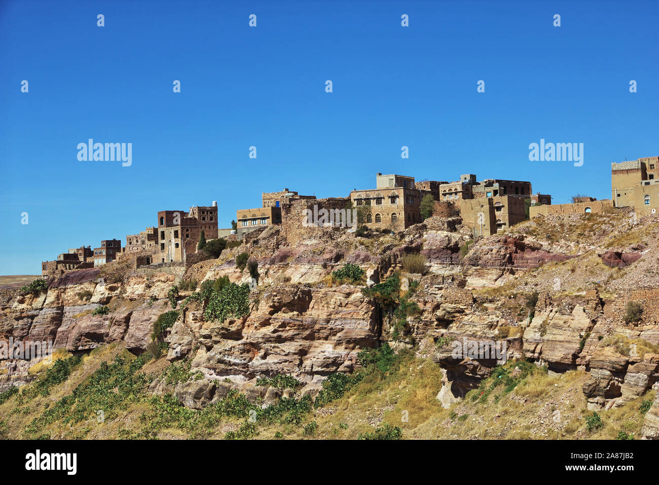 Kawkaban village in mountains, Yemen Stock Photo - Alamy