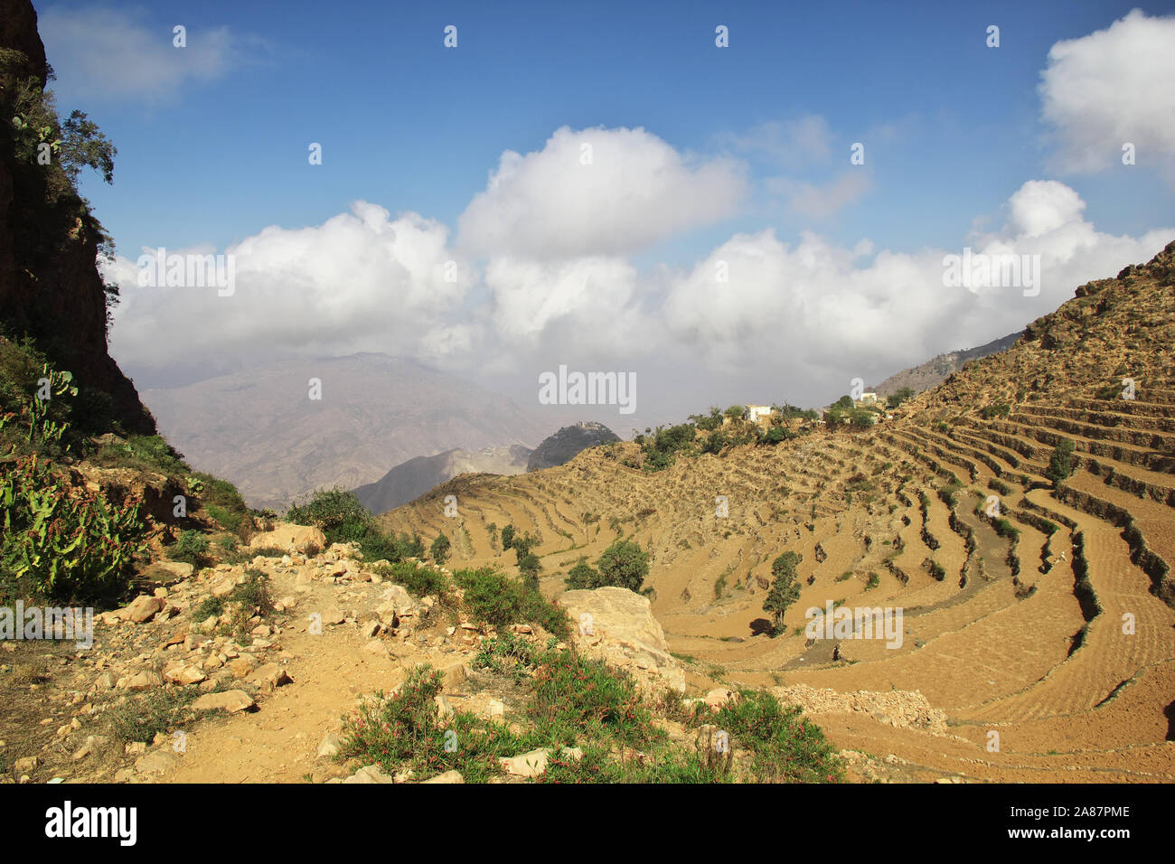Wadi Sara in mountains, Yemen Stock Photo - Alamy