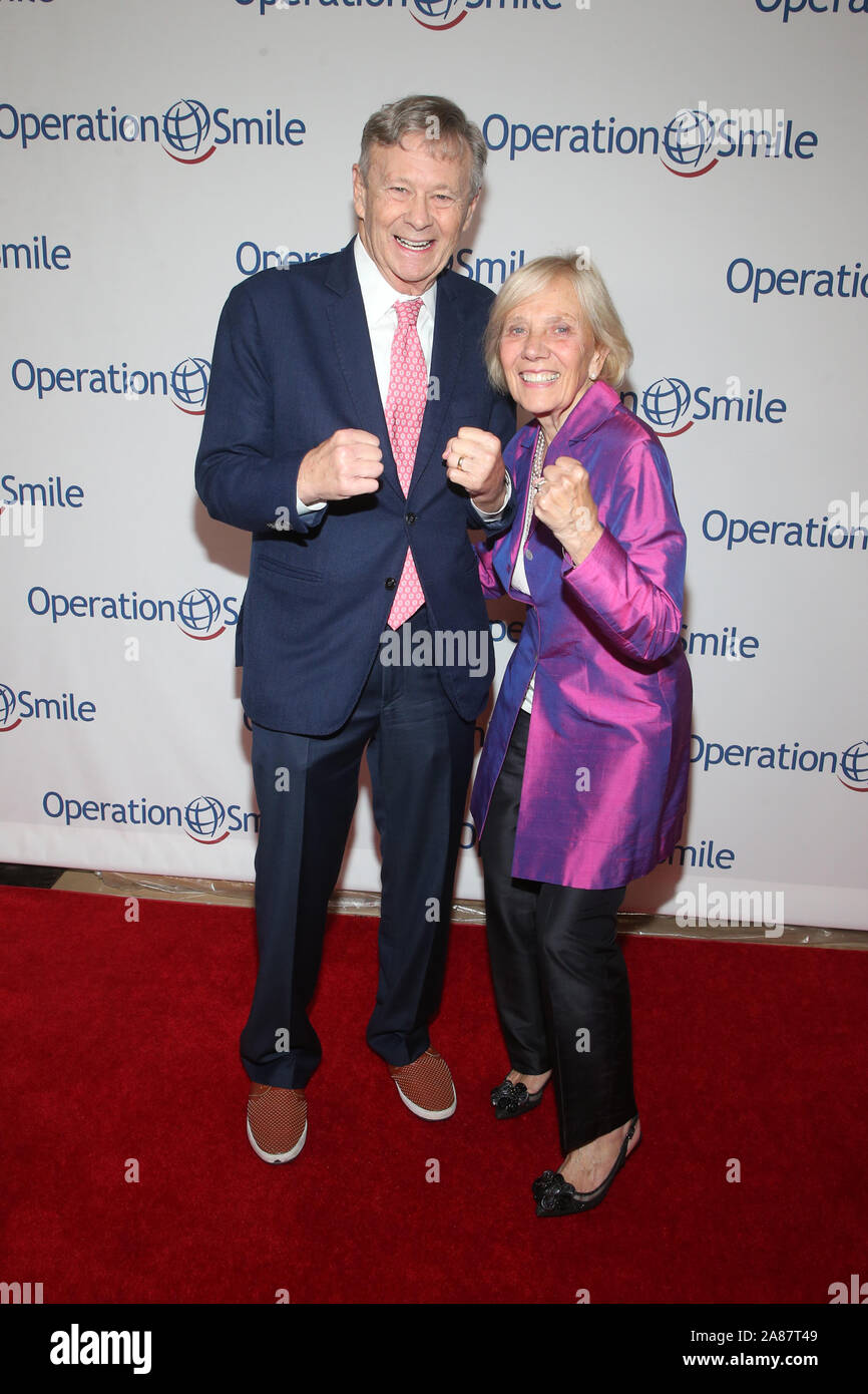 Beverly Hills, California, USA. 6th Nov, 2019. Dr. William P. Magee, Jr, Kathleen S. Magee ...