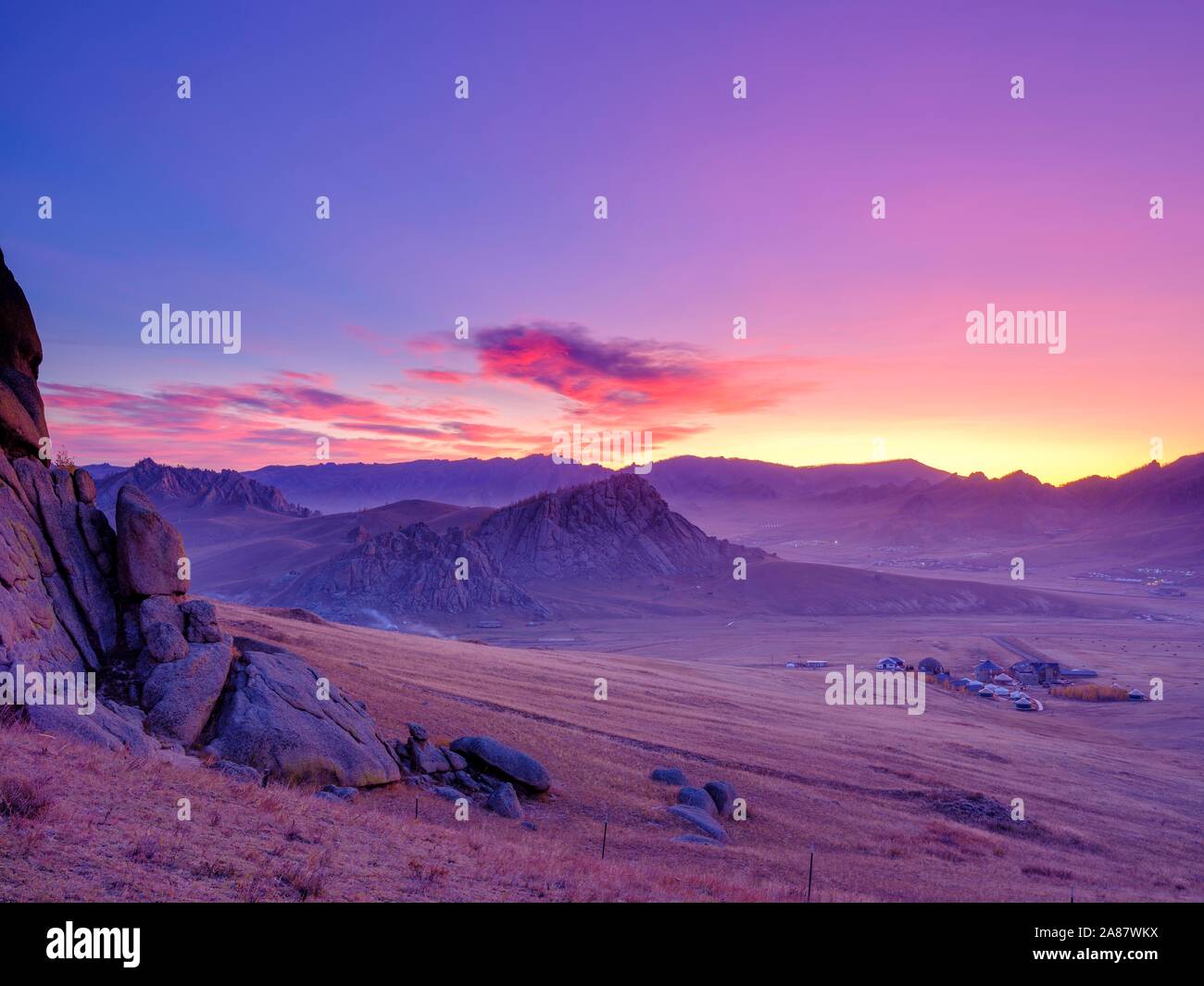 Dawn, rock formations in Gorchi Terelj National Park, Ulan Bator ...