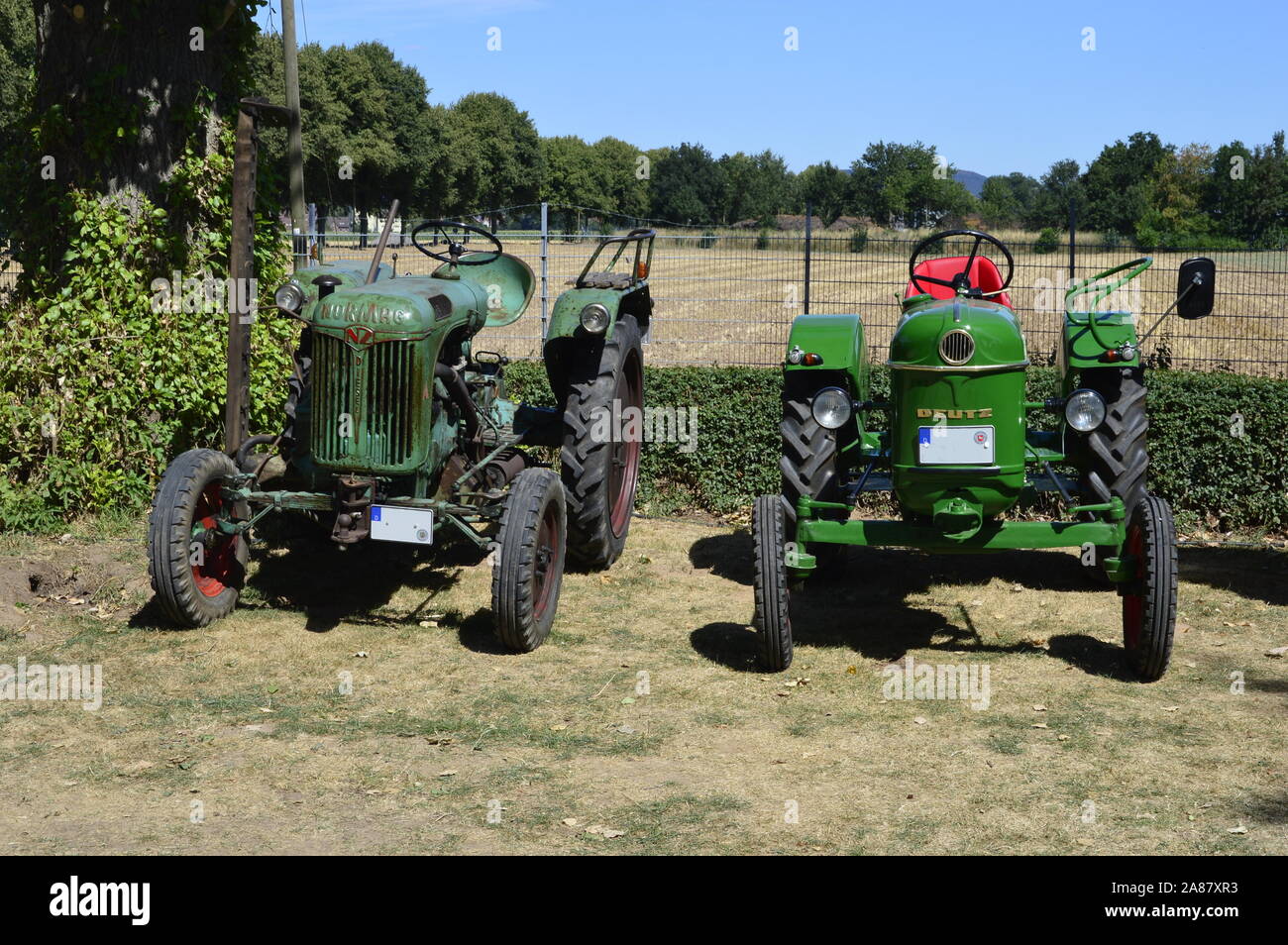 Classic deutz tractor hi-res stock photography and images - Alamy