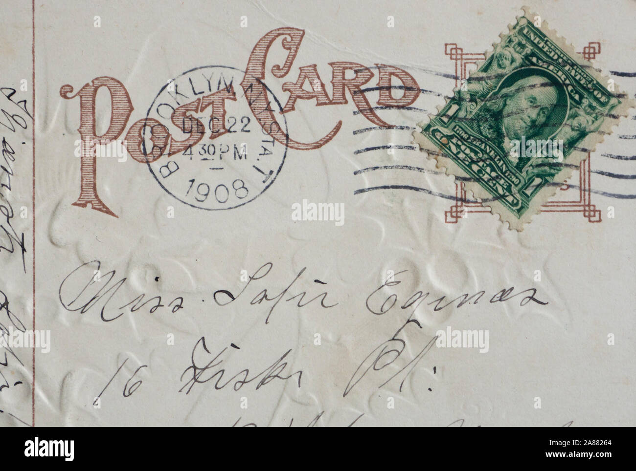 Green postage stamp hi-res stock photography and images - Alamy