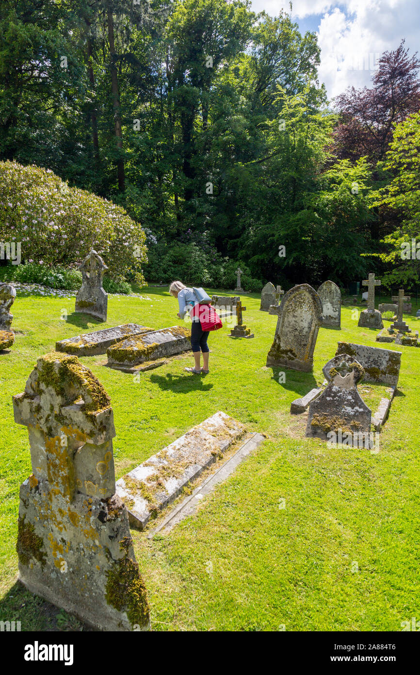 Parish church headstones gravestones graveyard hi-res stock photography ...