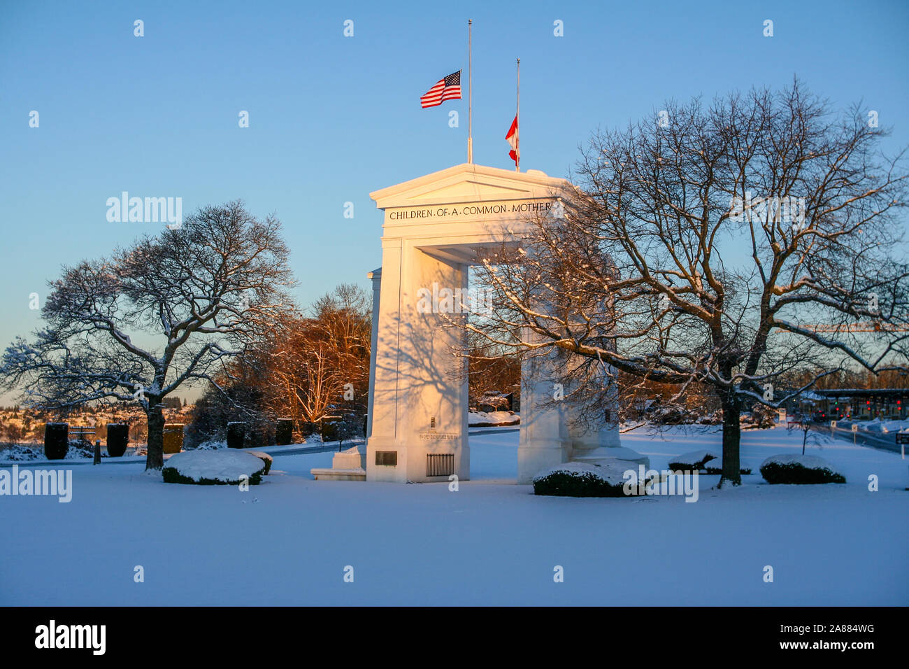 Peace arch state park hi-res stock photography and images - Alamy