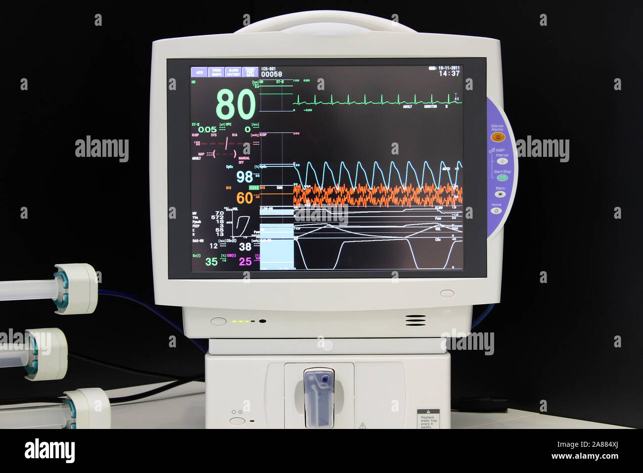Portable ecg hi-res stock photography and images - Alamy