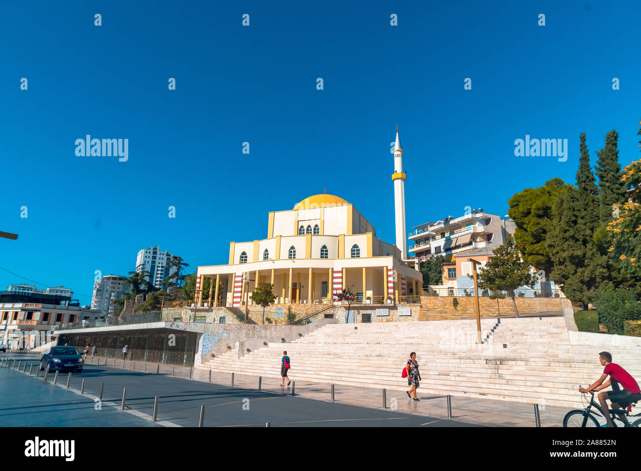 DURRES, ALBANIA - AUGUST 6, 2019 : Grand Fatih Mosque of Durres. The ...