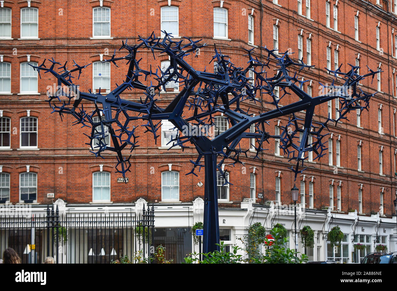 London, UK. 7 November 2019. Unveiling of "Bicameral" by Conrad ...