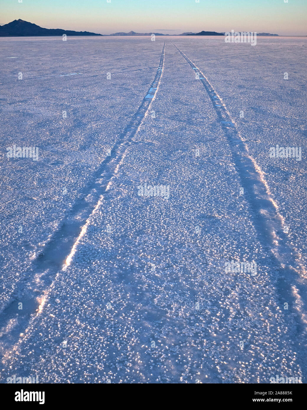 Bonneville Salt Flats in Utah, USA Stock Photo - Alamy