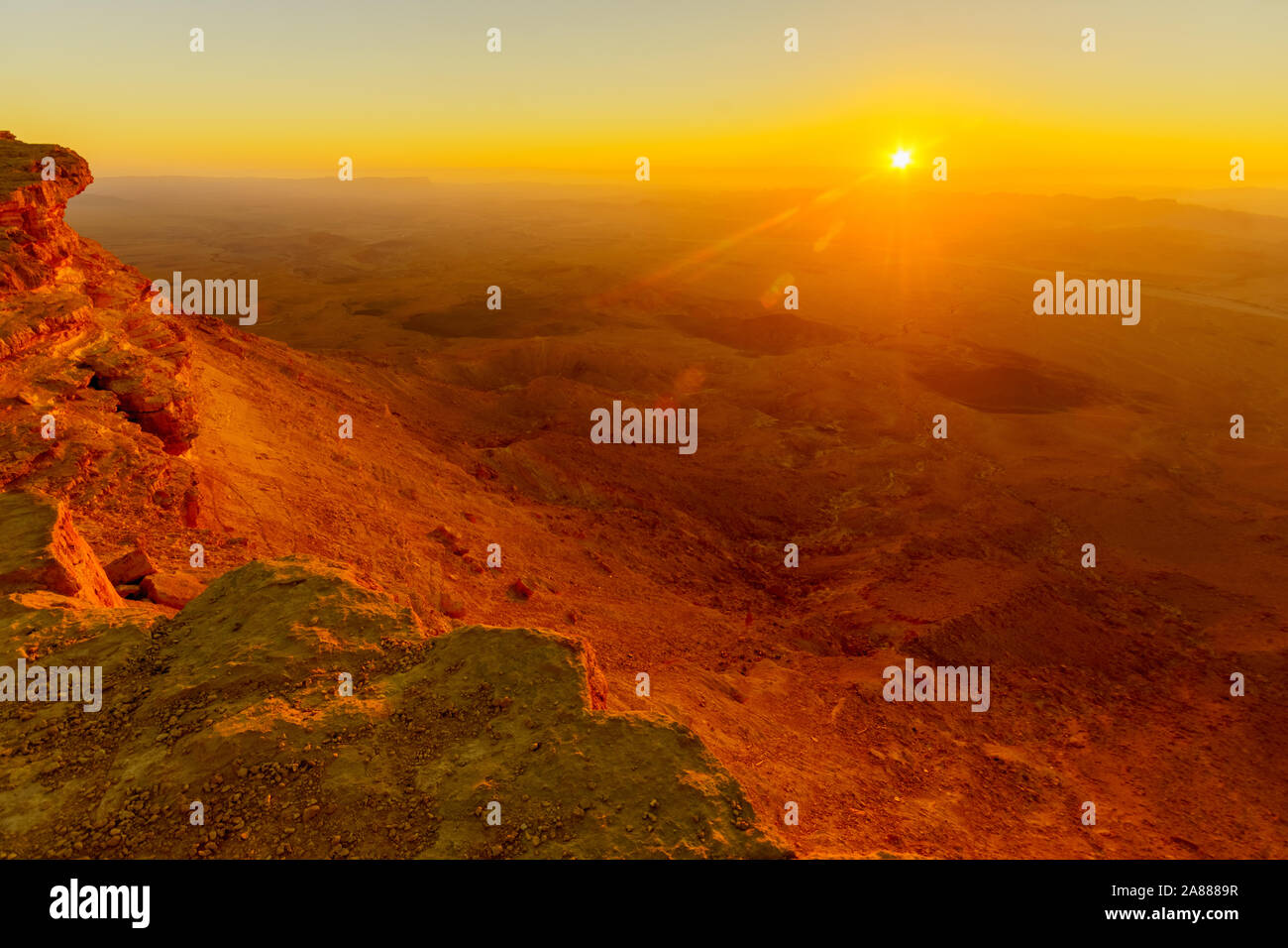 Sunrise view of Makhtesh (crater) Ramon, in the Negev Desert, Southern ...