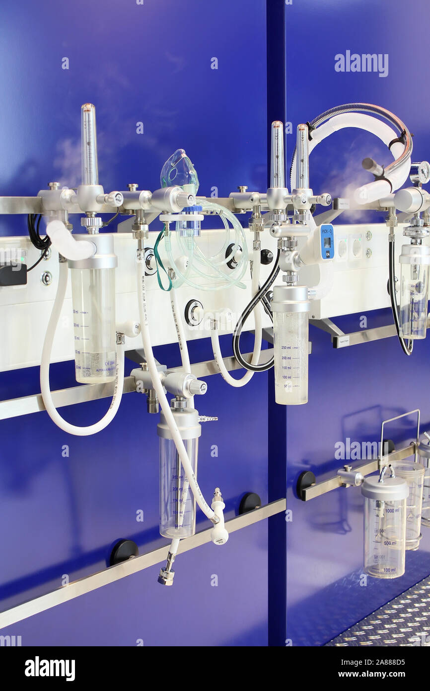 Oxygen flowmeter hi-res stock photography and images - Alamy