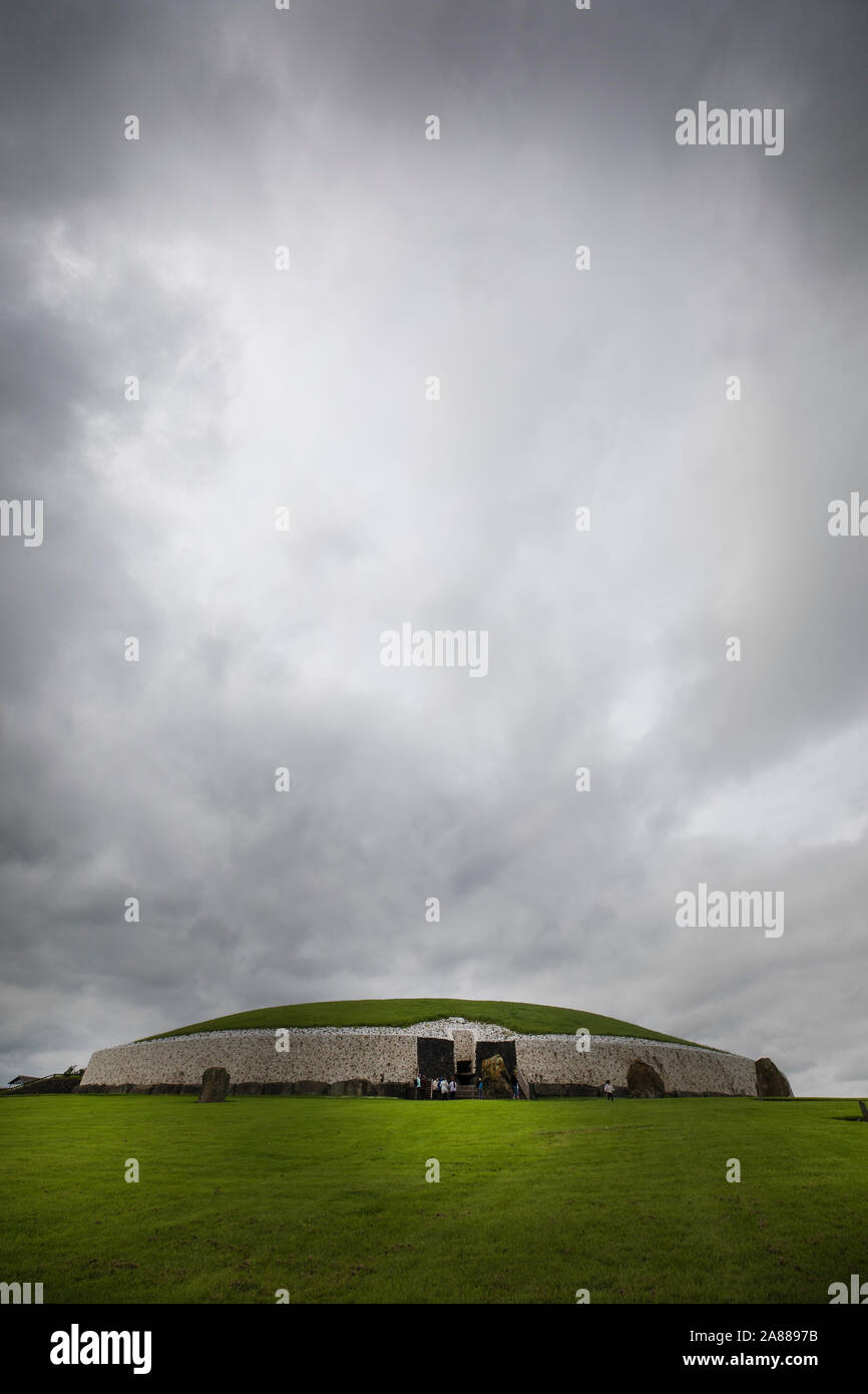 Newgrange megalithic burial mound and standing stones, County Meath ...