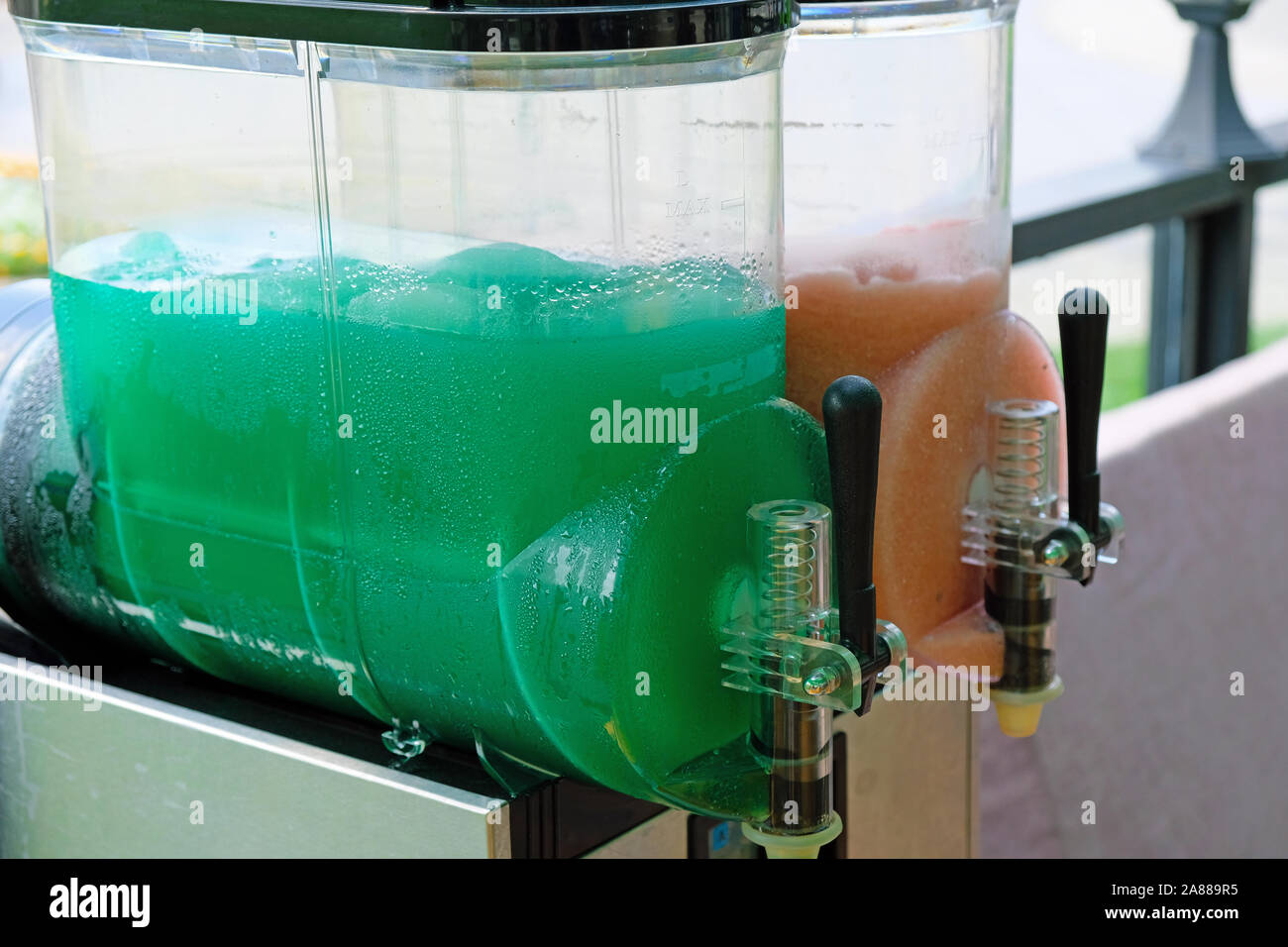 Slush machine hi-res stock photography and images - Alamy