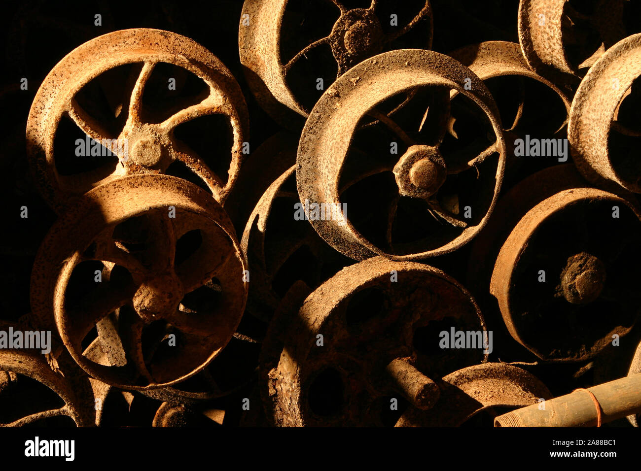 Train wheels hi-res stock photography and images - Alamy