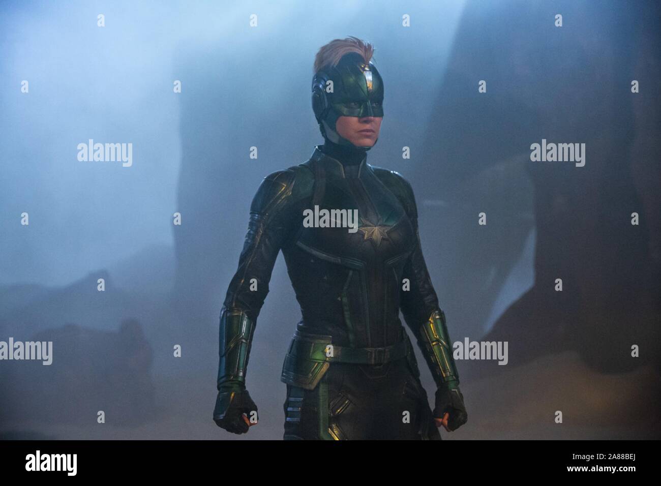 CAPTAIN MARVEL (2019) BRIE LARSON ANNA BODEN (DIR) RYAN FLECK (DIR ...