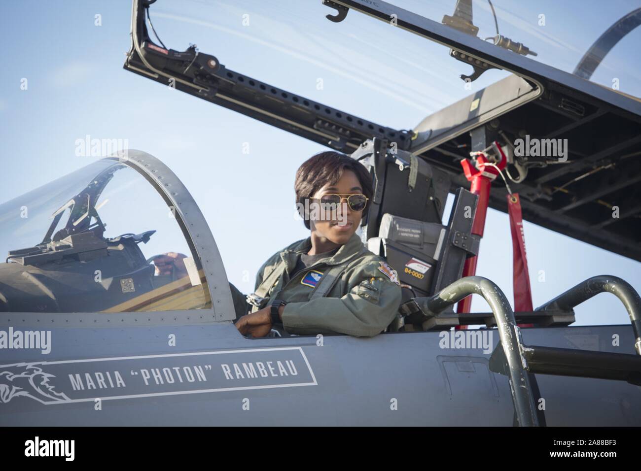 CAPTAIN MARVEL (2019) LASHANA LYNCH ANNA BODEN (DIR) RYAN FLECK (DIR ...