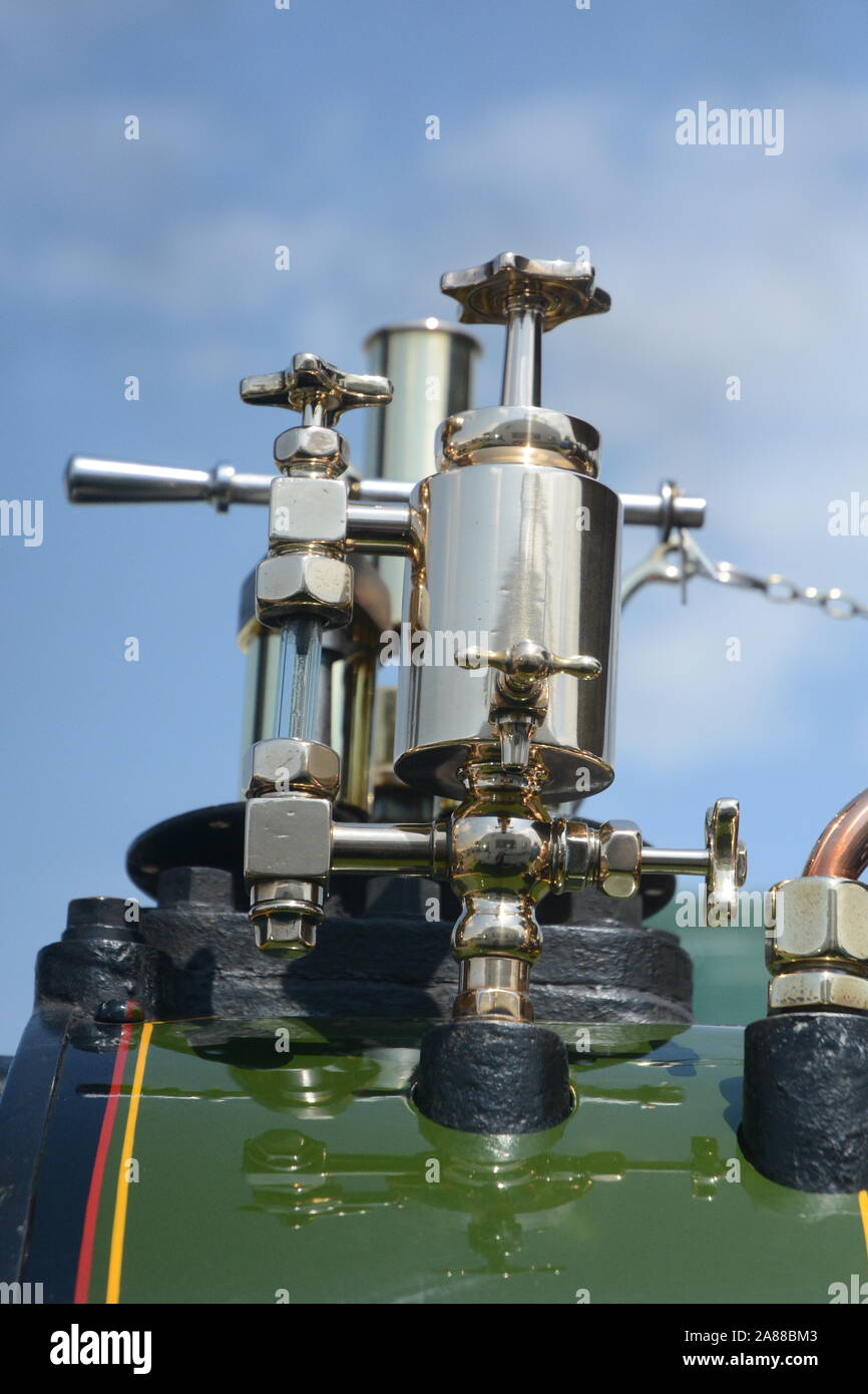 Chipping show hi-res stock photography and images - Alamy