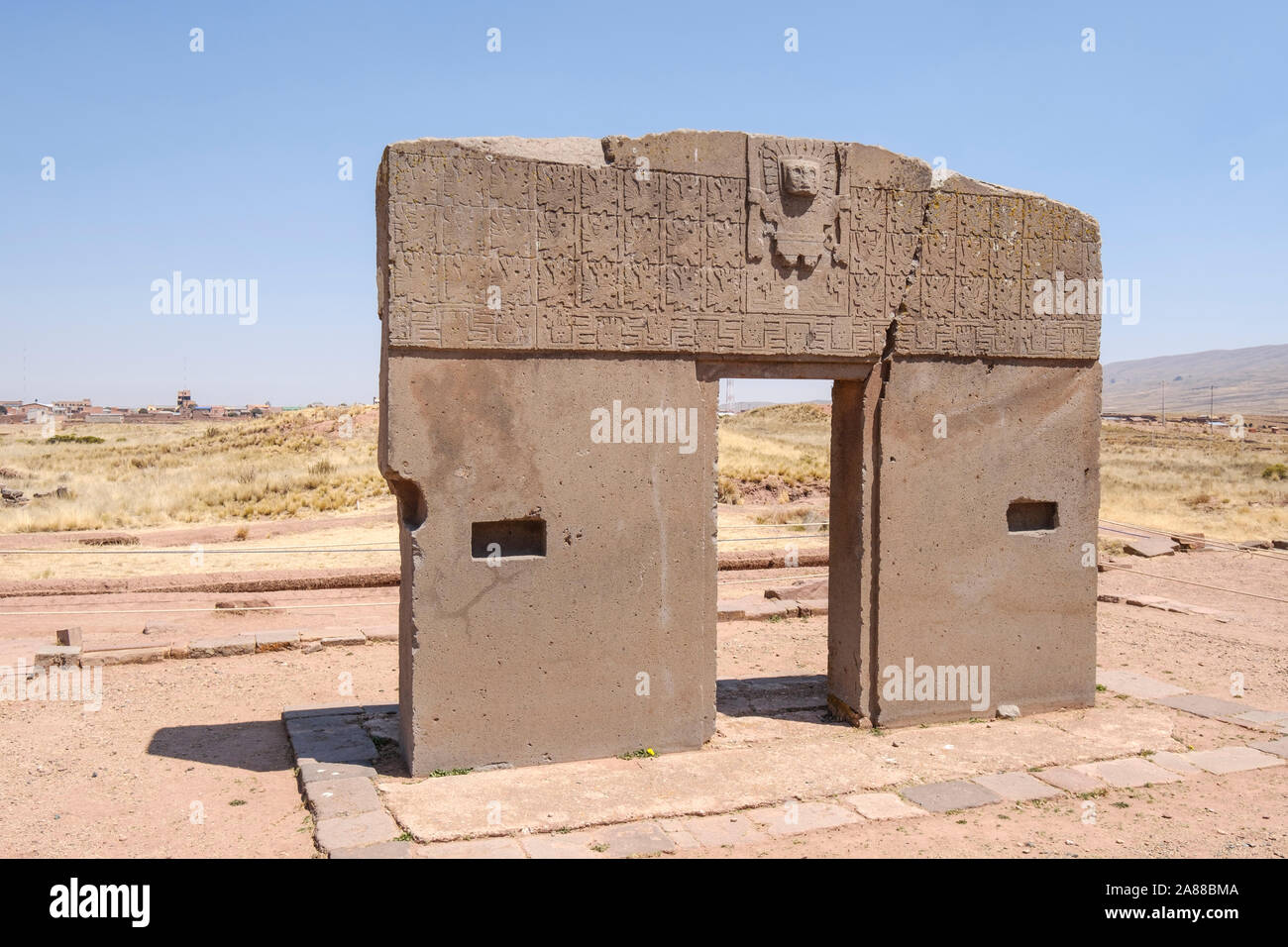 Tiwanaku gate of the sun hi-res stock photography and images - Alamy