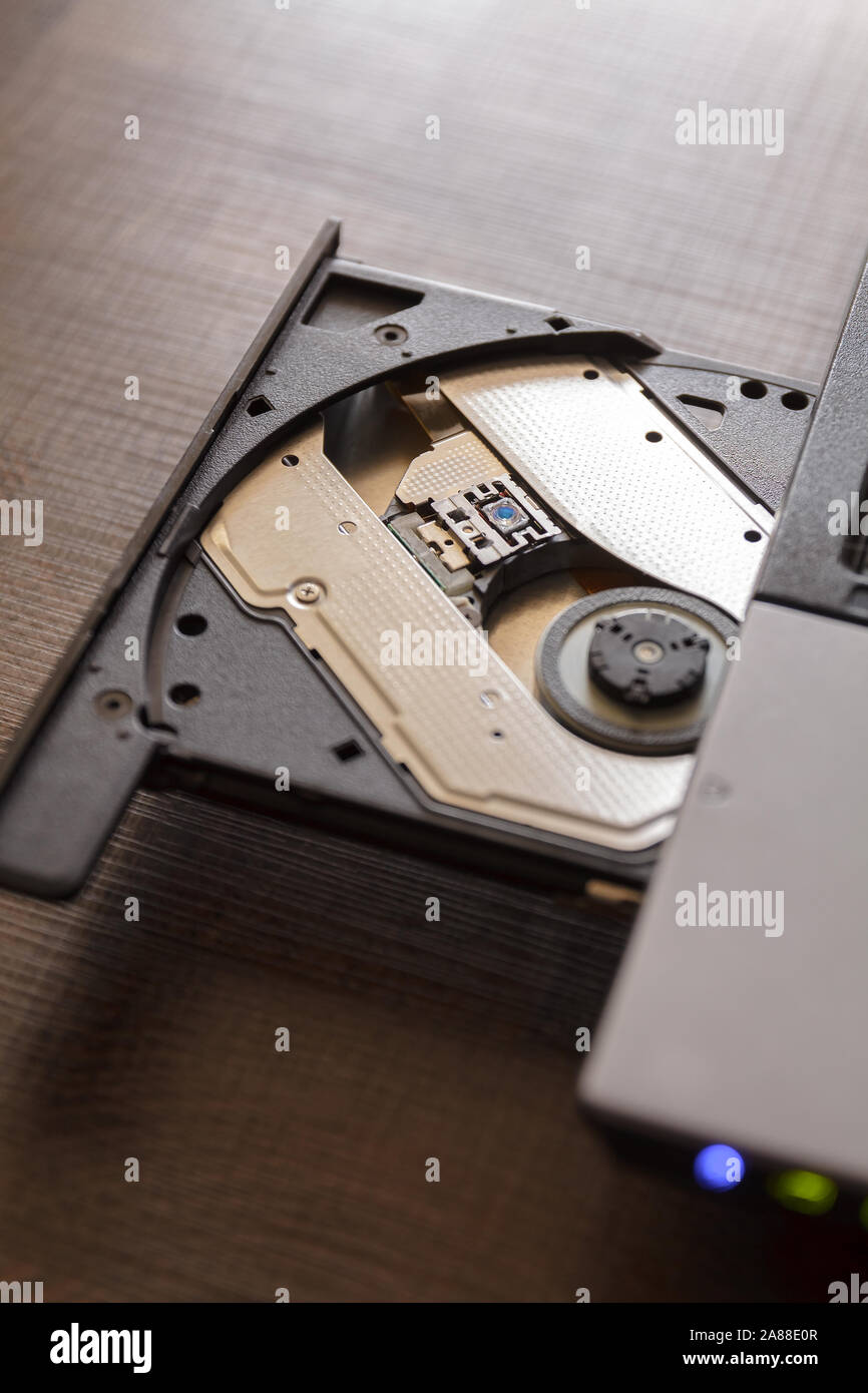 Optic disc hi-res stock photography and images - Alamy