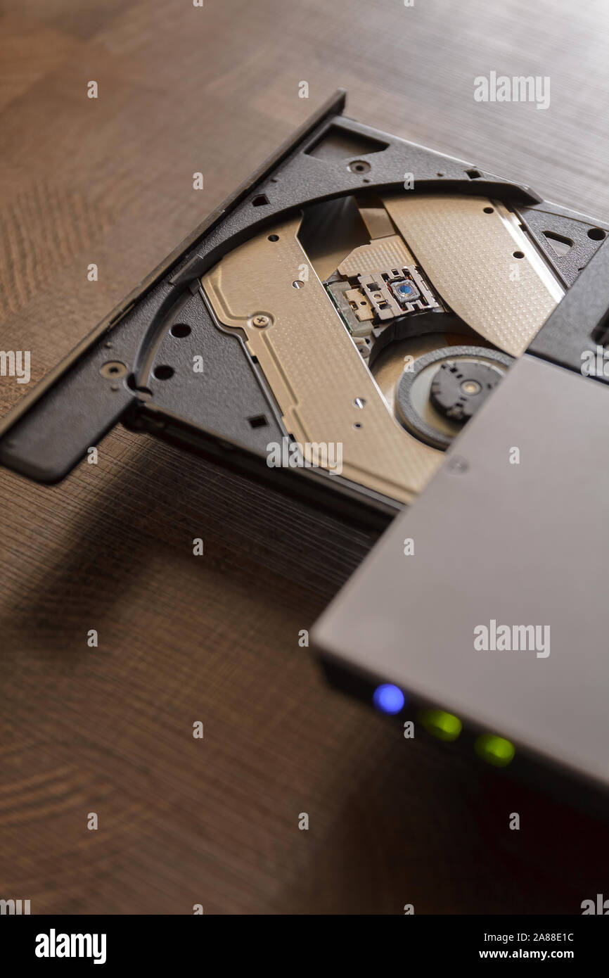 Optic disc hi-res stock photography and images - Alamy