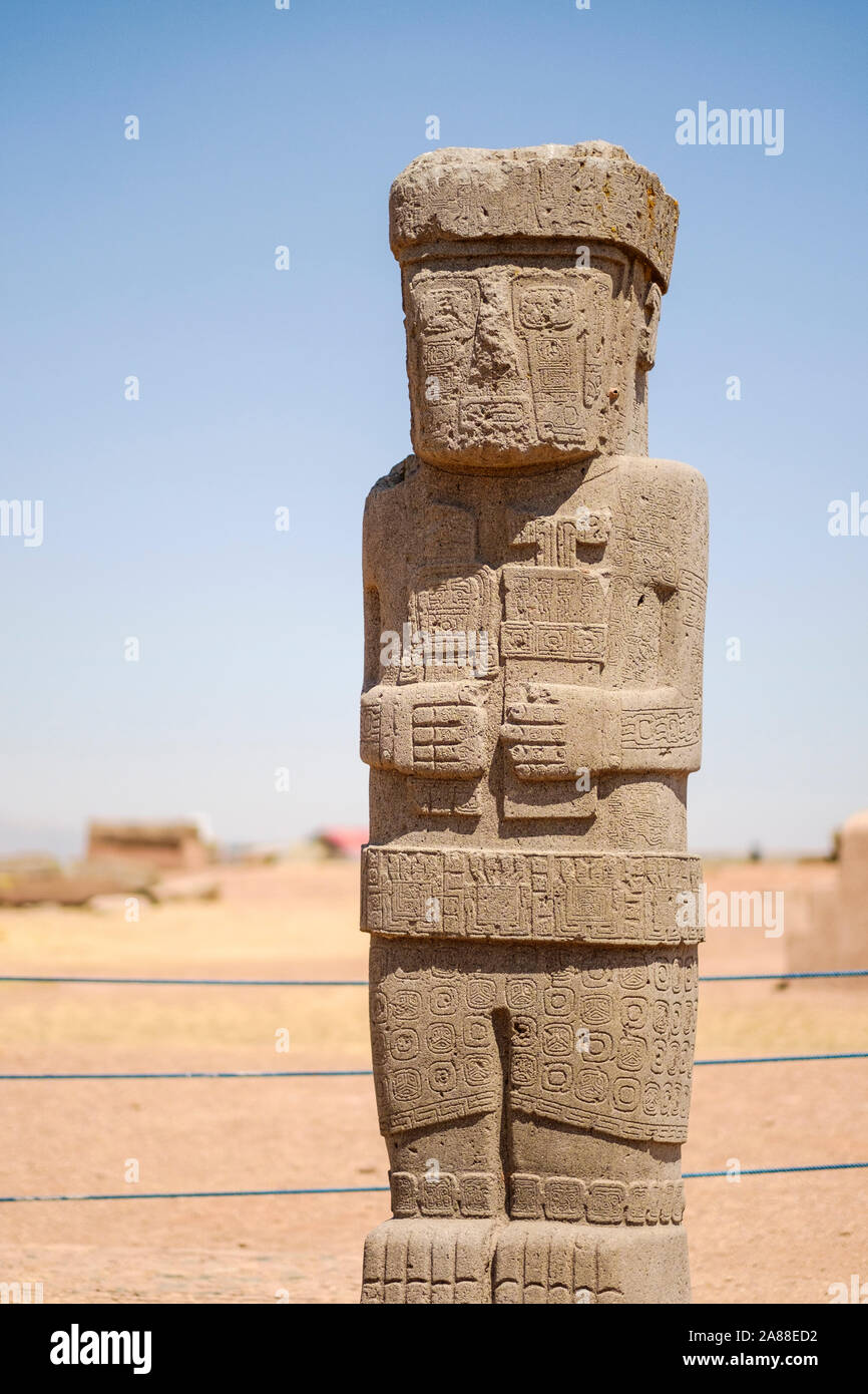 Magnificent Ponce Monolith at Kalasasaya Temple in the Tiwanaku ...
