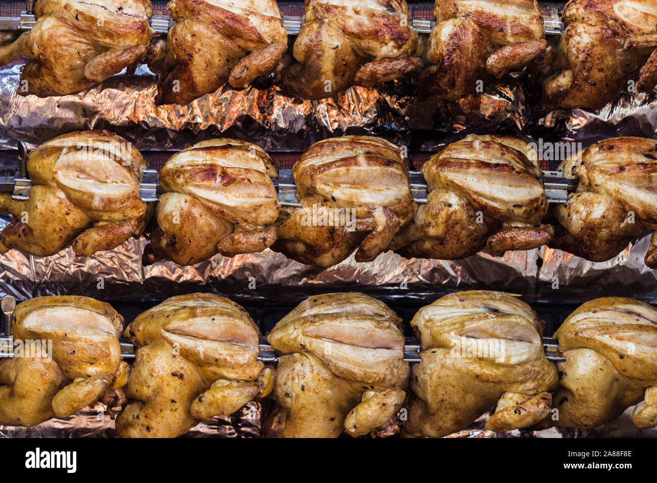 Open fire grilled chicken hi-res stock photography and images - Alamy