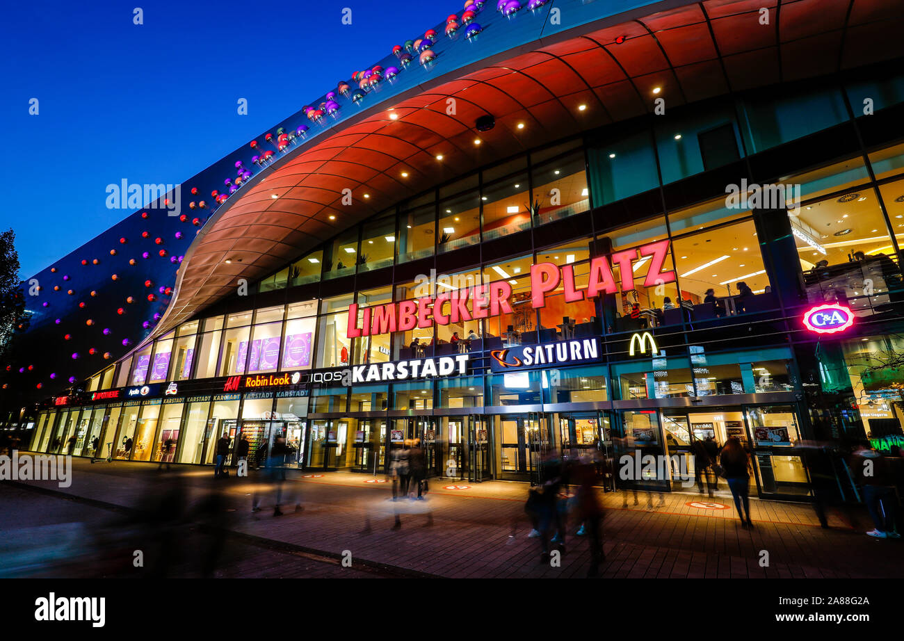 Centre commercial limbecker platz hi-res stock photography and images ...